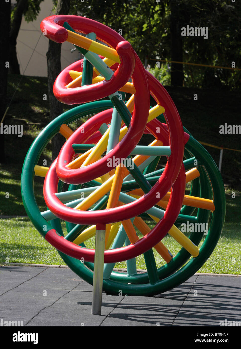 Huge size of DNA model displays in National Museum of Natural Science ...