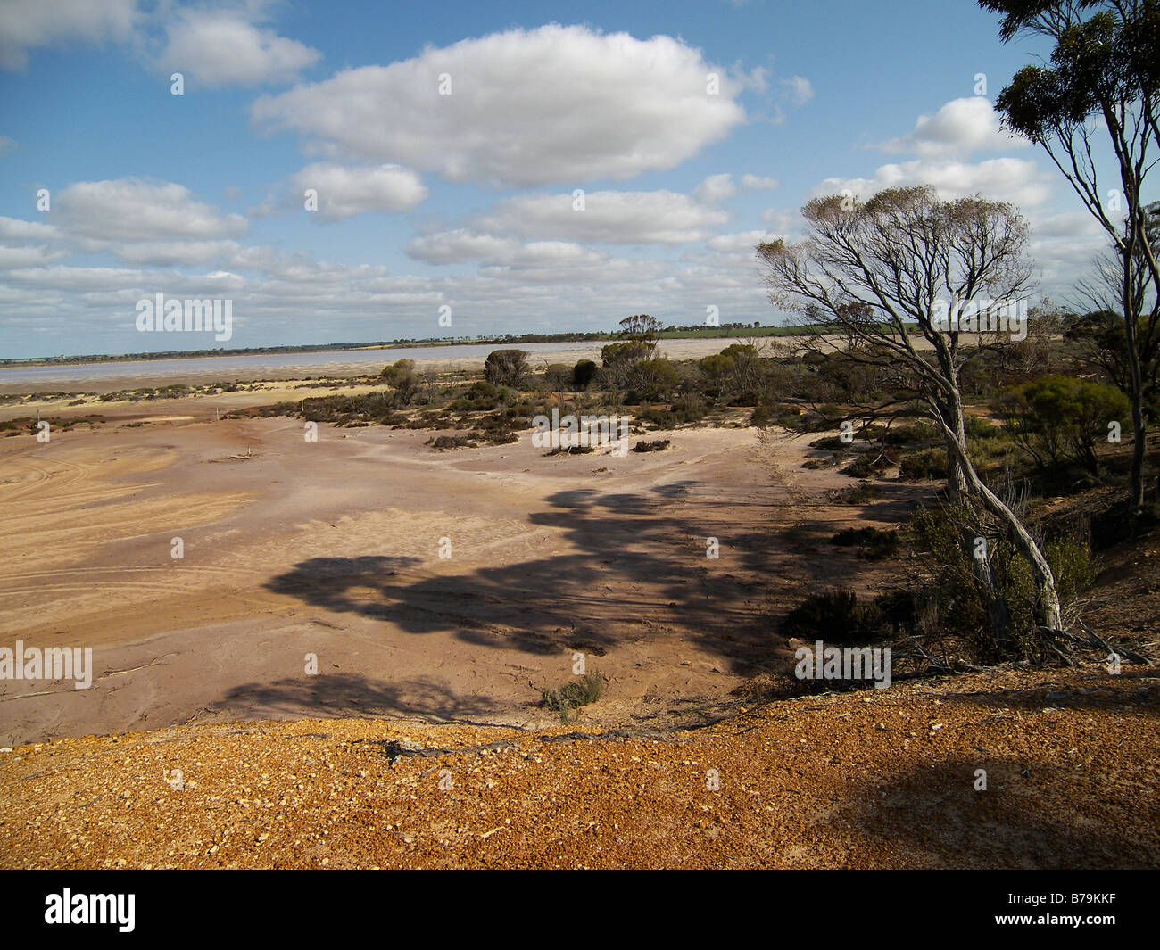 Dried up lake australia hi-res stock photography and images - Alamy