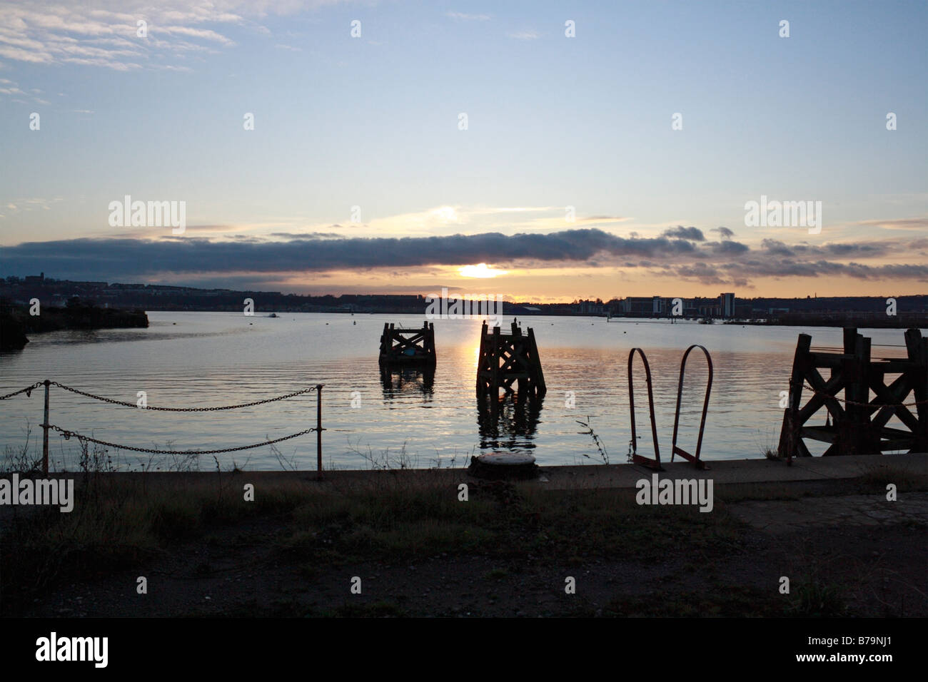 Cardiff bay wales sunset hi-res stock photography and images - Alamy