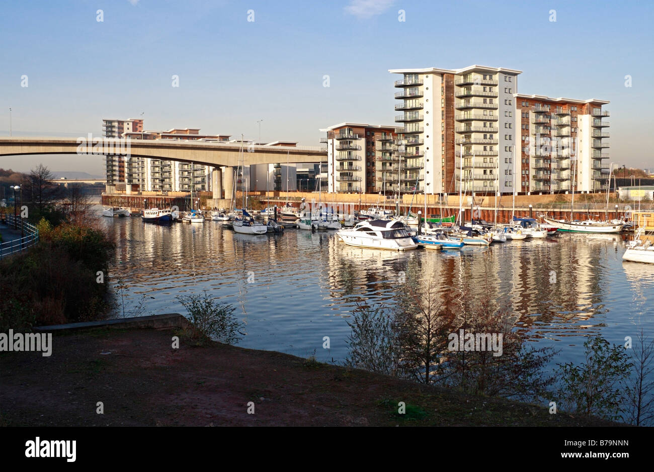Cardiff Bay Apartments High Resolution Stock Photography and Images - Alamy