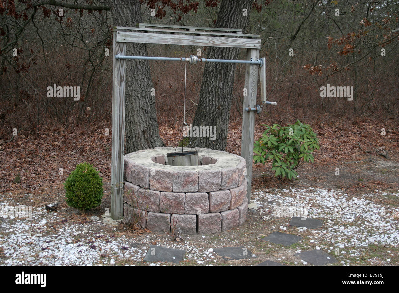 Wishing well hi-res stock photography and images - Alamy