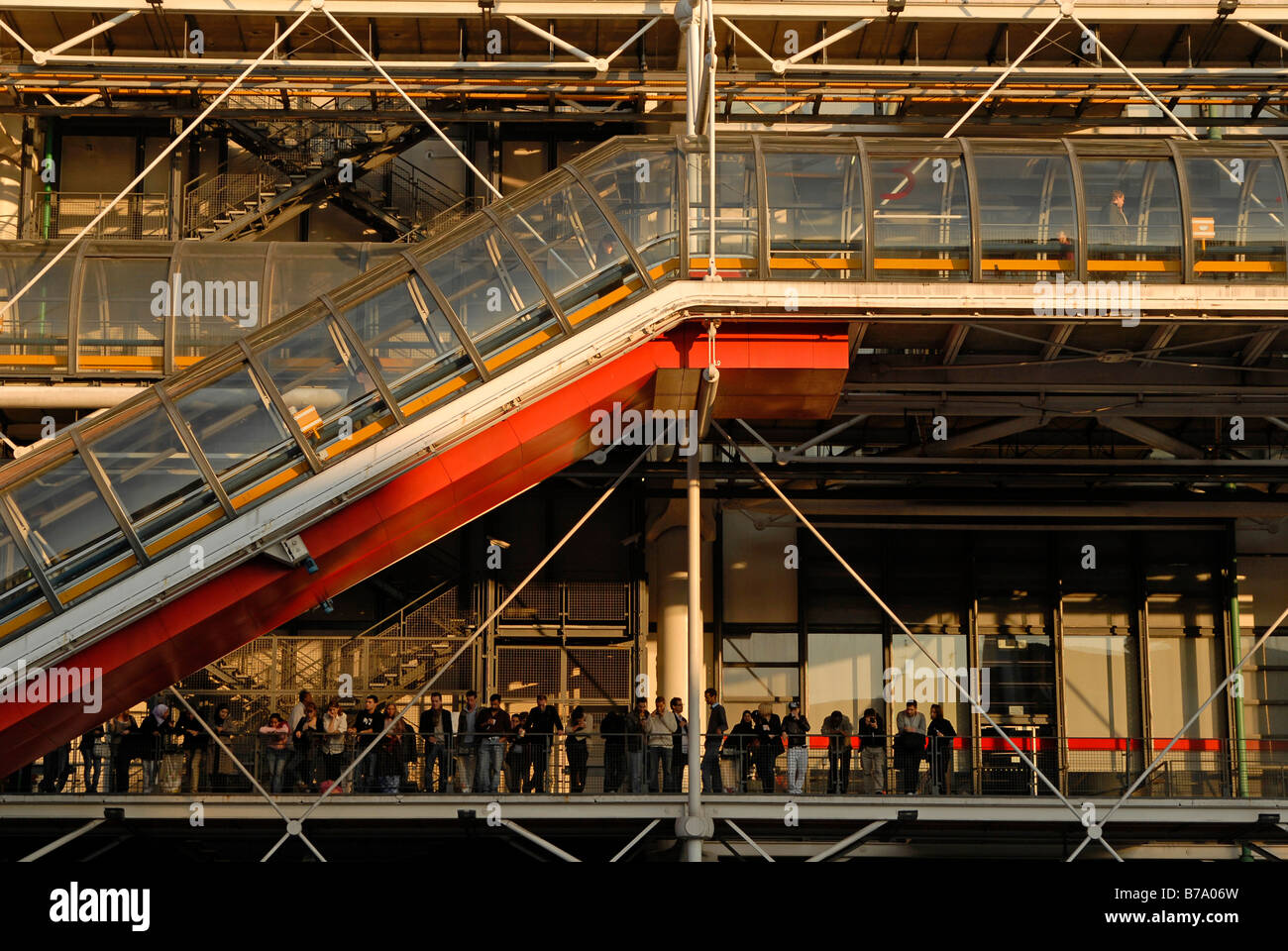 Centrum pompidou hi-res stock photography and images - Alamy