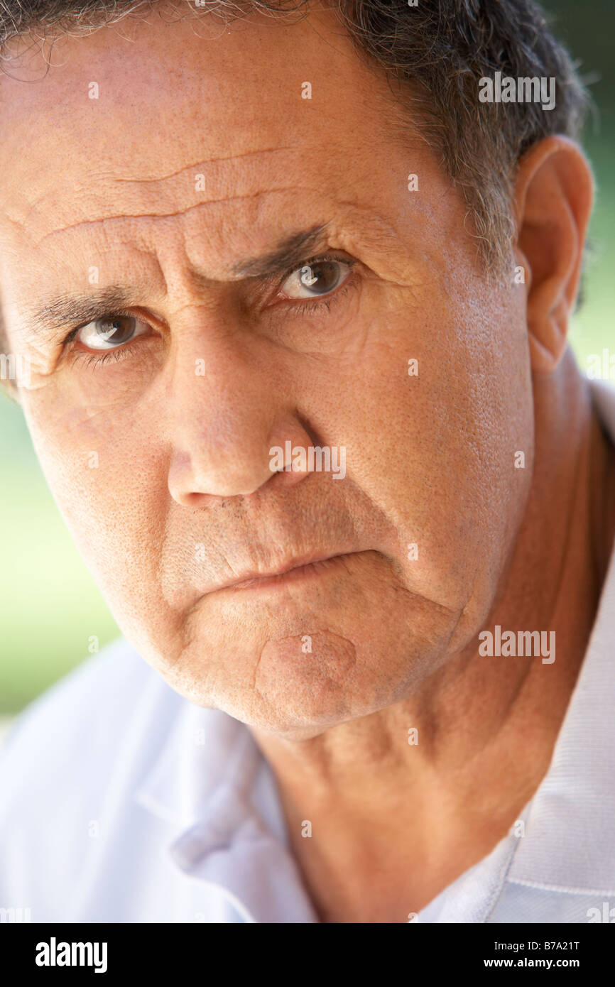 Grumpy old man frowning hi-res stock photography and images - Alamy