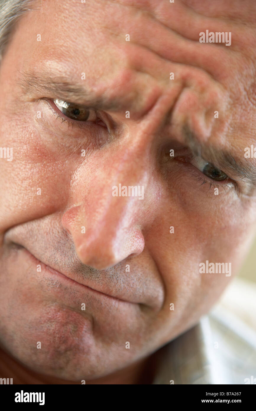 Grumpy old man frowning hi-res stock photography and images - Alamy