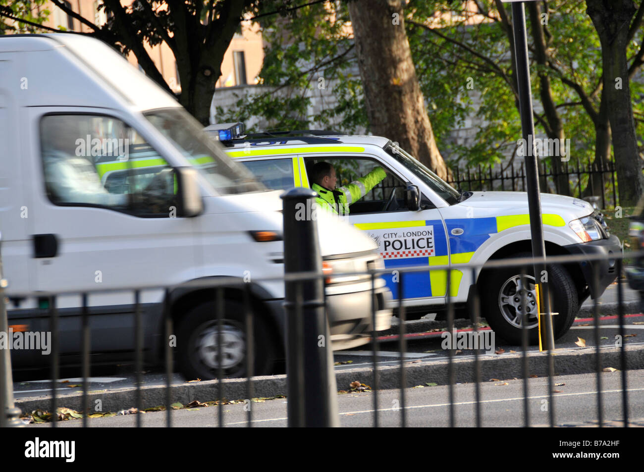 Metropolitan police car hi-res stock photography and images - Alamy