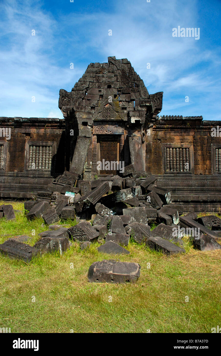 Lao ruins hi-res stock photography and images - Alamy