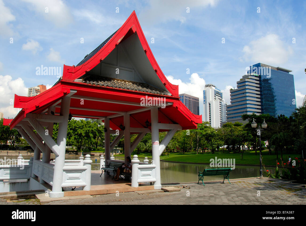 Small temple hi-res stock photography and images - Alamy