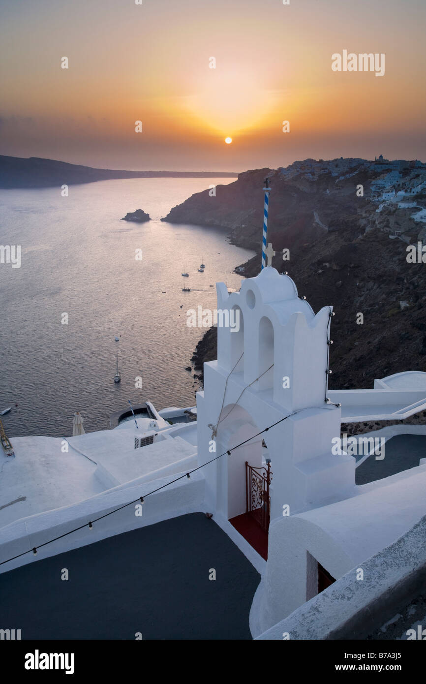 Santorini sunset hi-res stock photography and images - Alamy