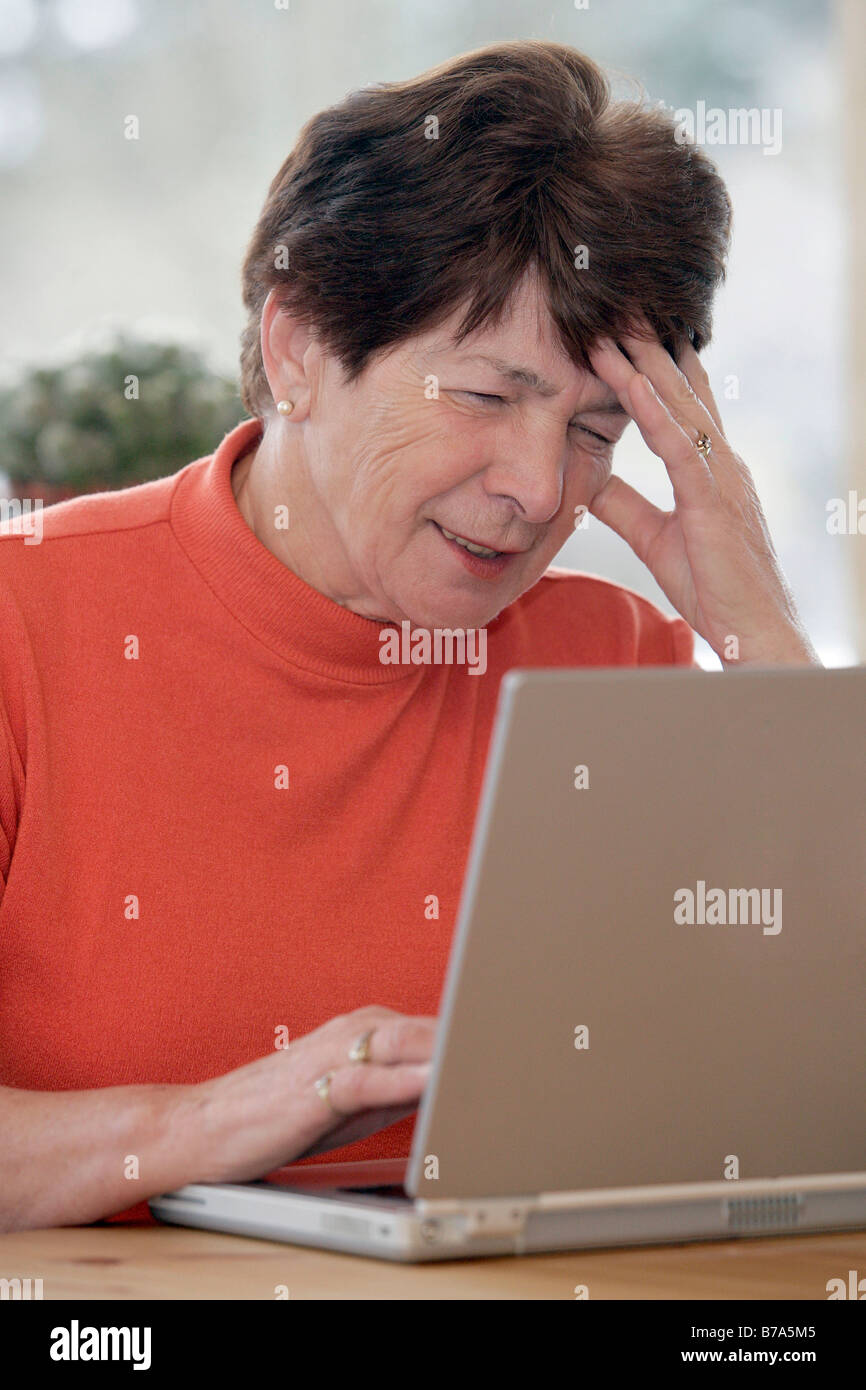 Citizen electronics hi-res stock photography and images - Alamy