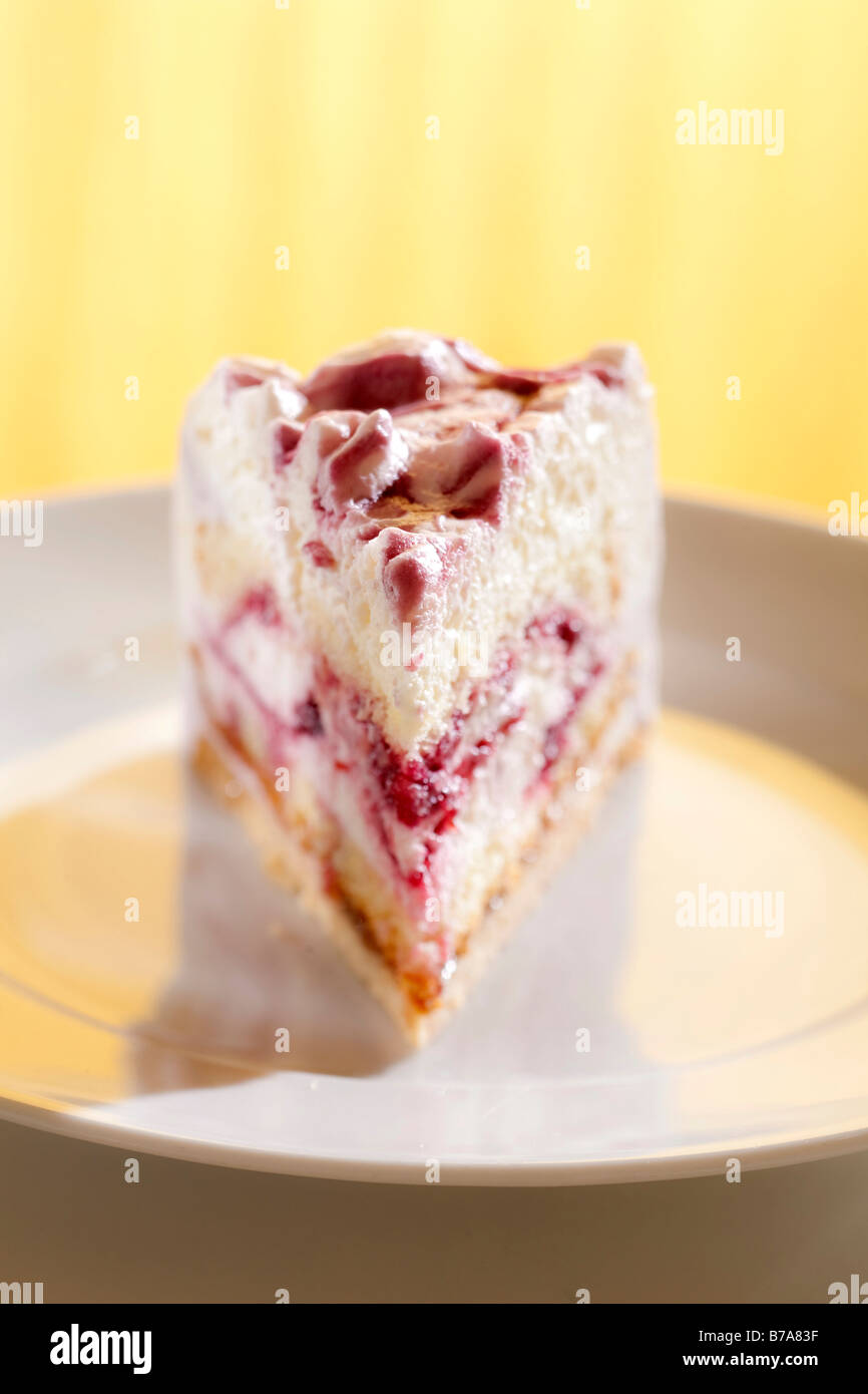 Slice of cherry cake Stock Photo - Alamy