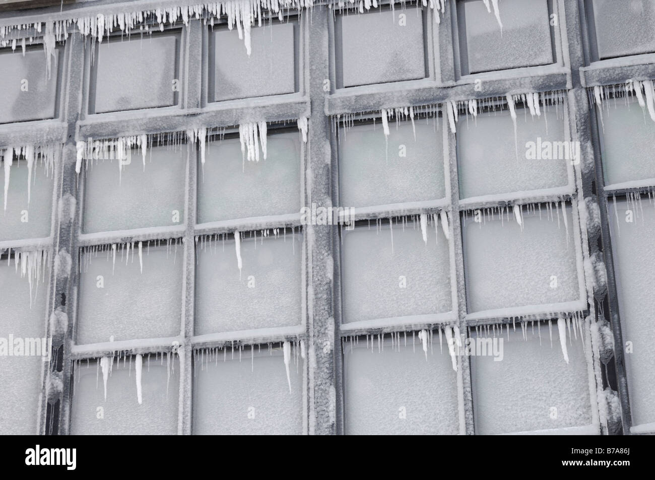 Frost frosty window windows hi-res stock photography and images - Alamy