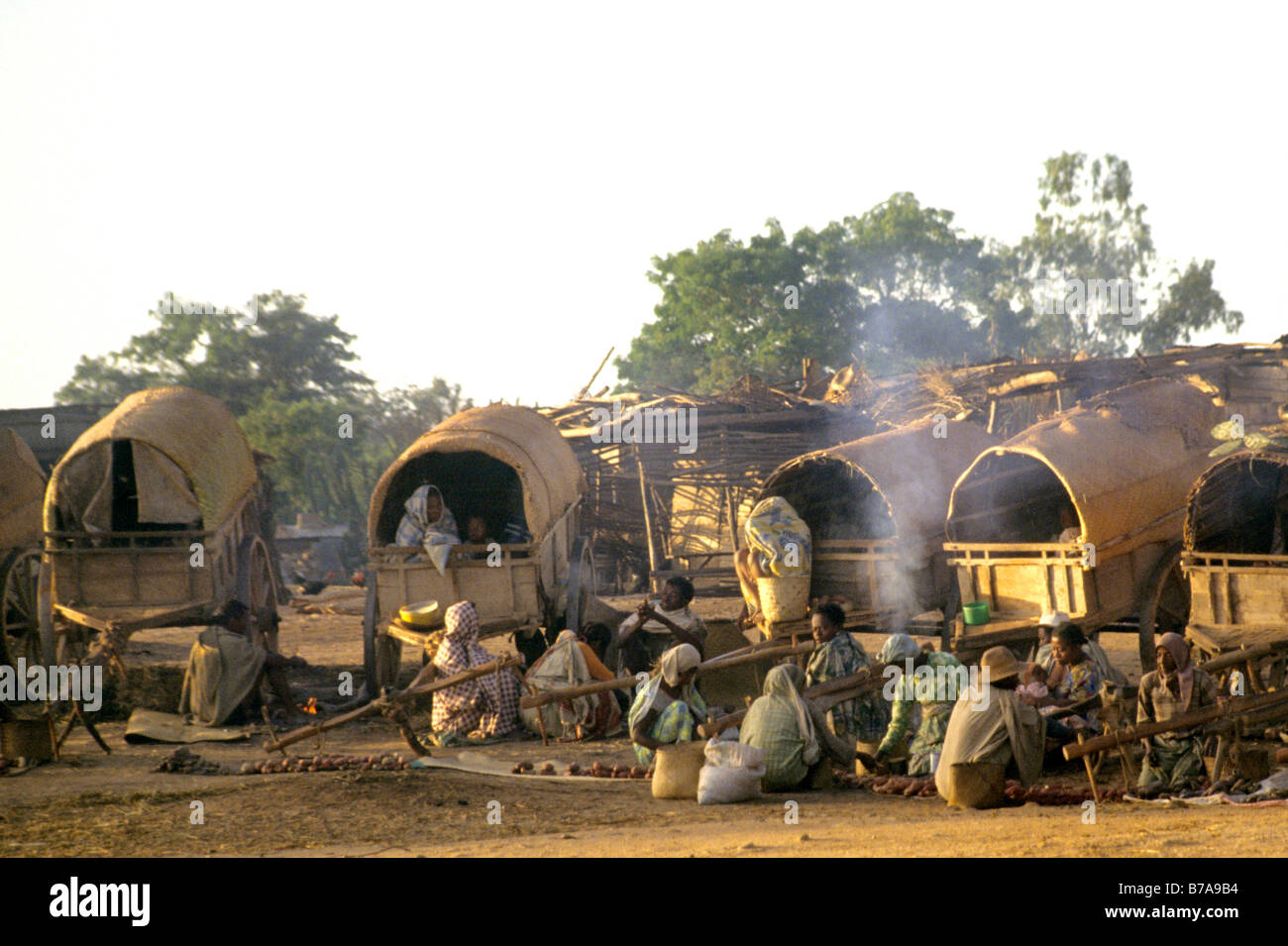 Wagons wheels hi-res stock photography and images - Alamy
