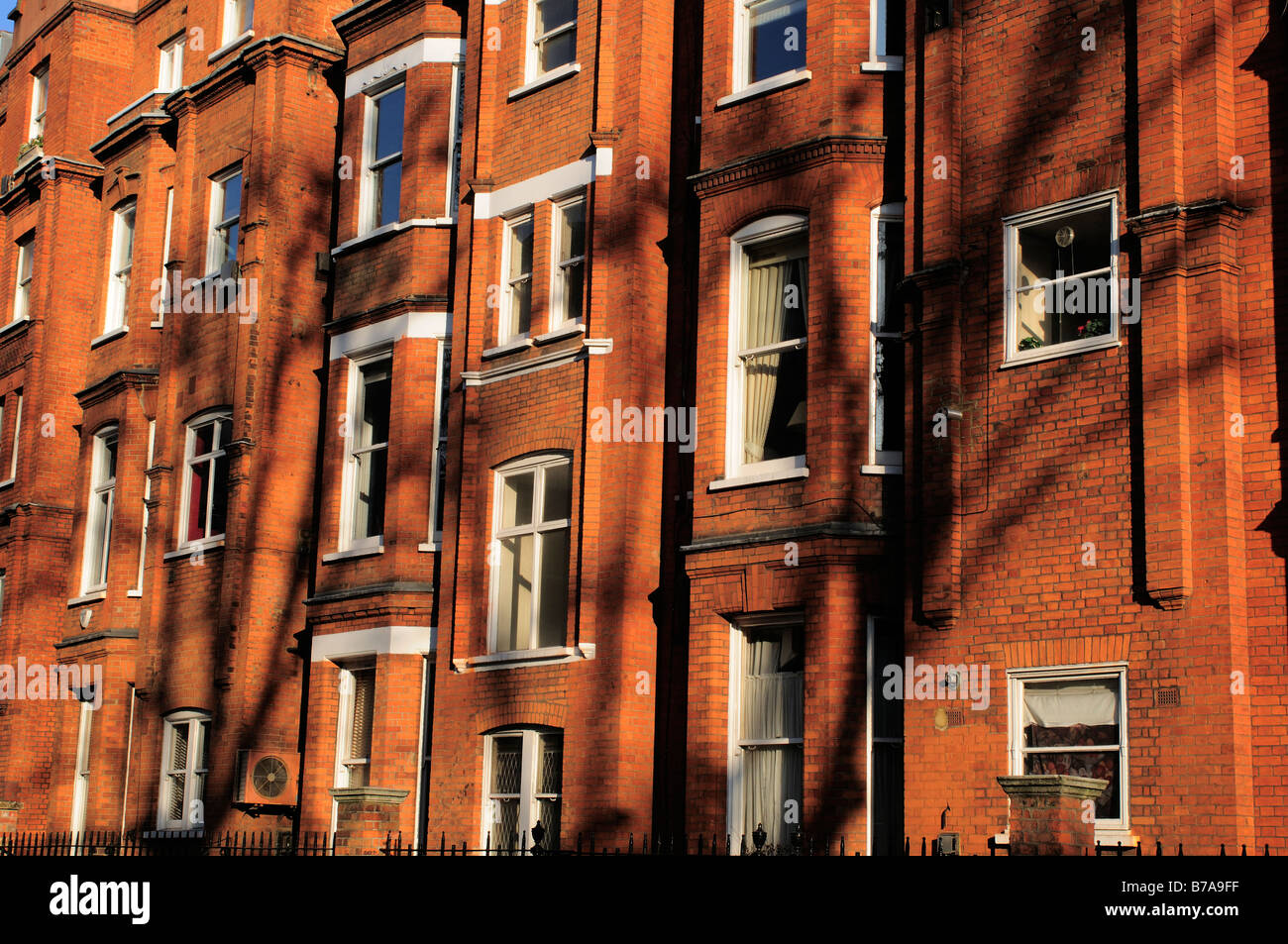 Red brick apartment block In Brompton Road Chelsea London SW3 UK Stock ...