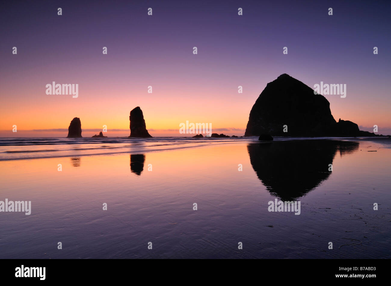 The famous Haystack Rock, monolith, solidified lava rock at Cannon ...