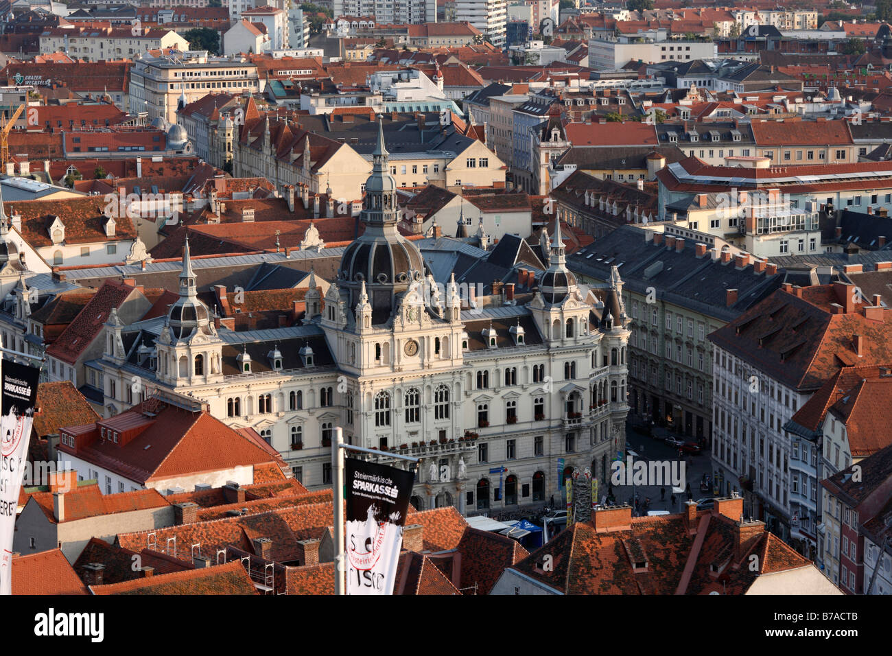 Graz hauptplatz hi-res stock photography and images - Alamy