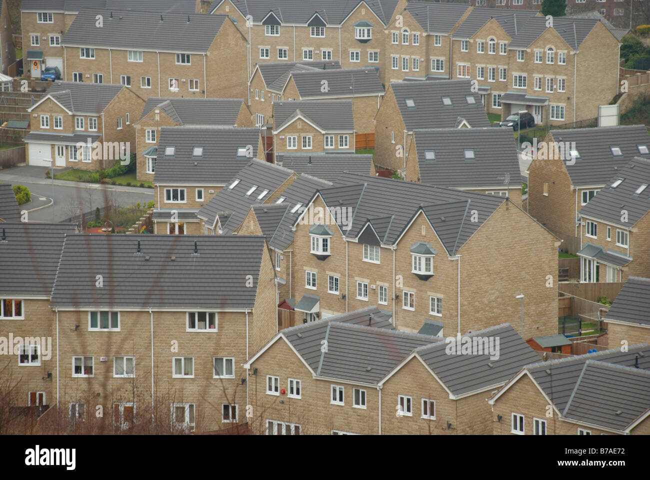 New build housing development yorkshire hi-res stock photography and ...