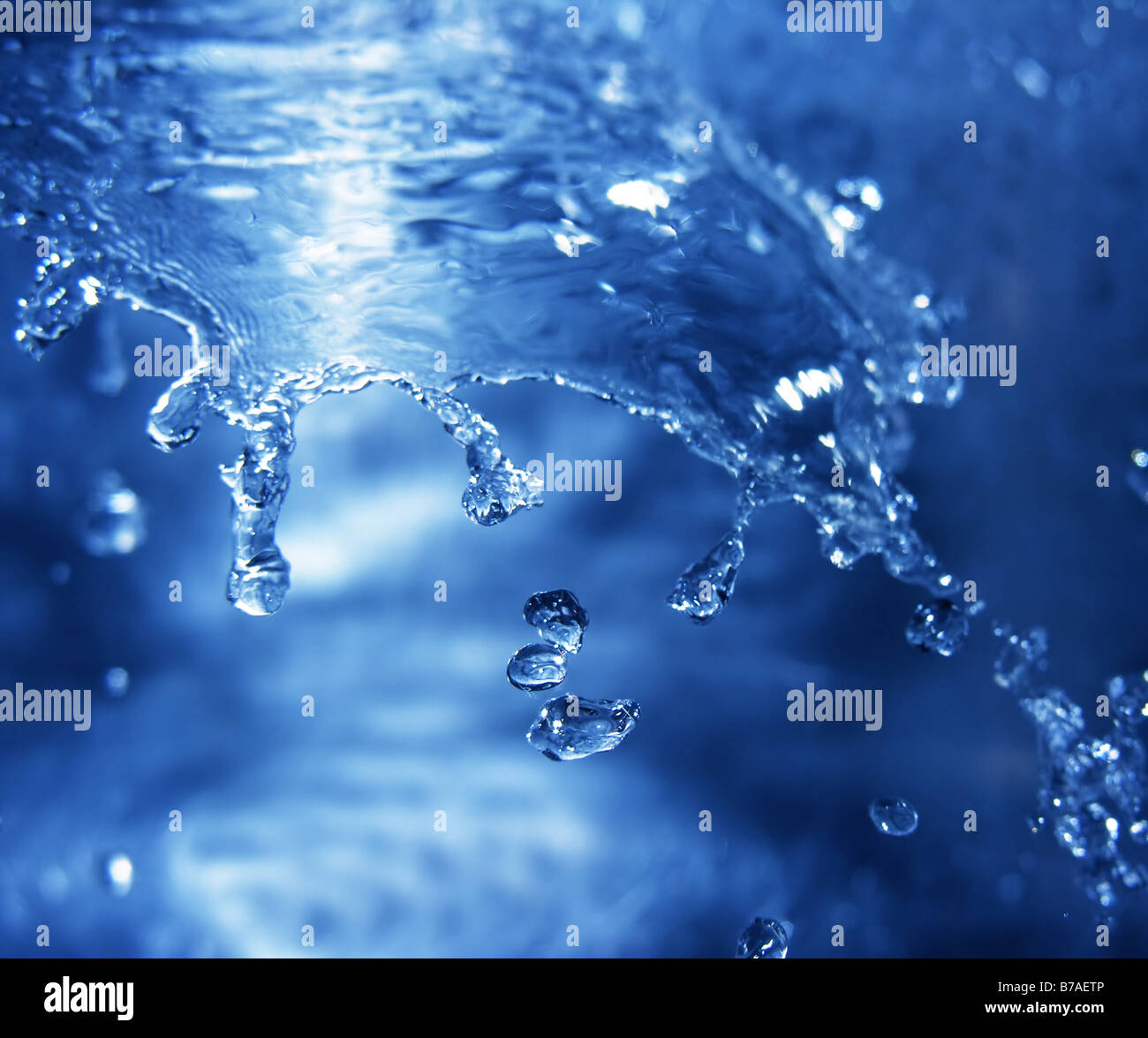 Splashing liquid hi-res stock photography and images - Alamy