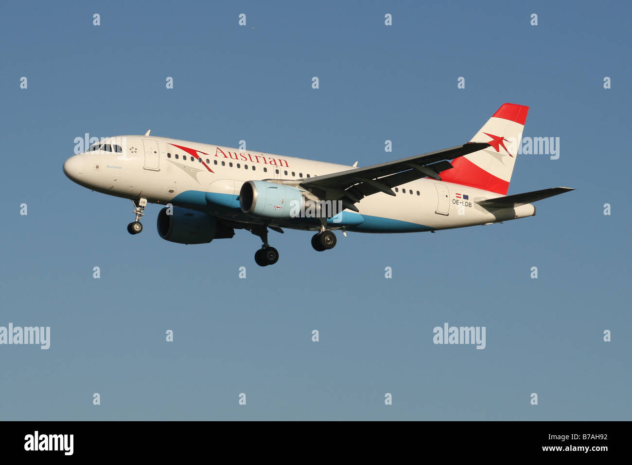 Austrian air transport hi-res stock photography and images - Alamy