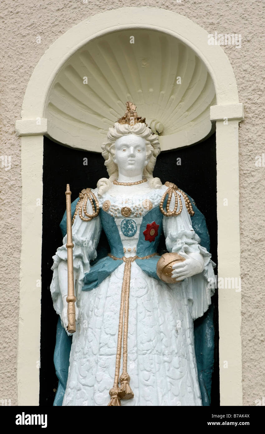 Statue of Queen Anne on 18th century Dursley Town Hall Stock Photo - Alamy