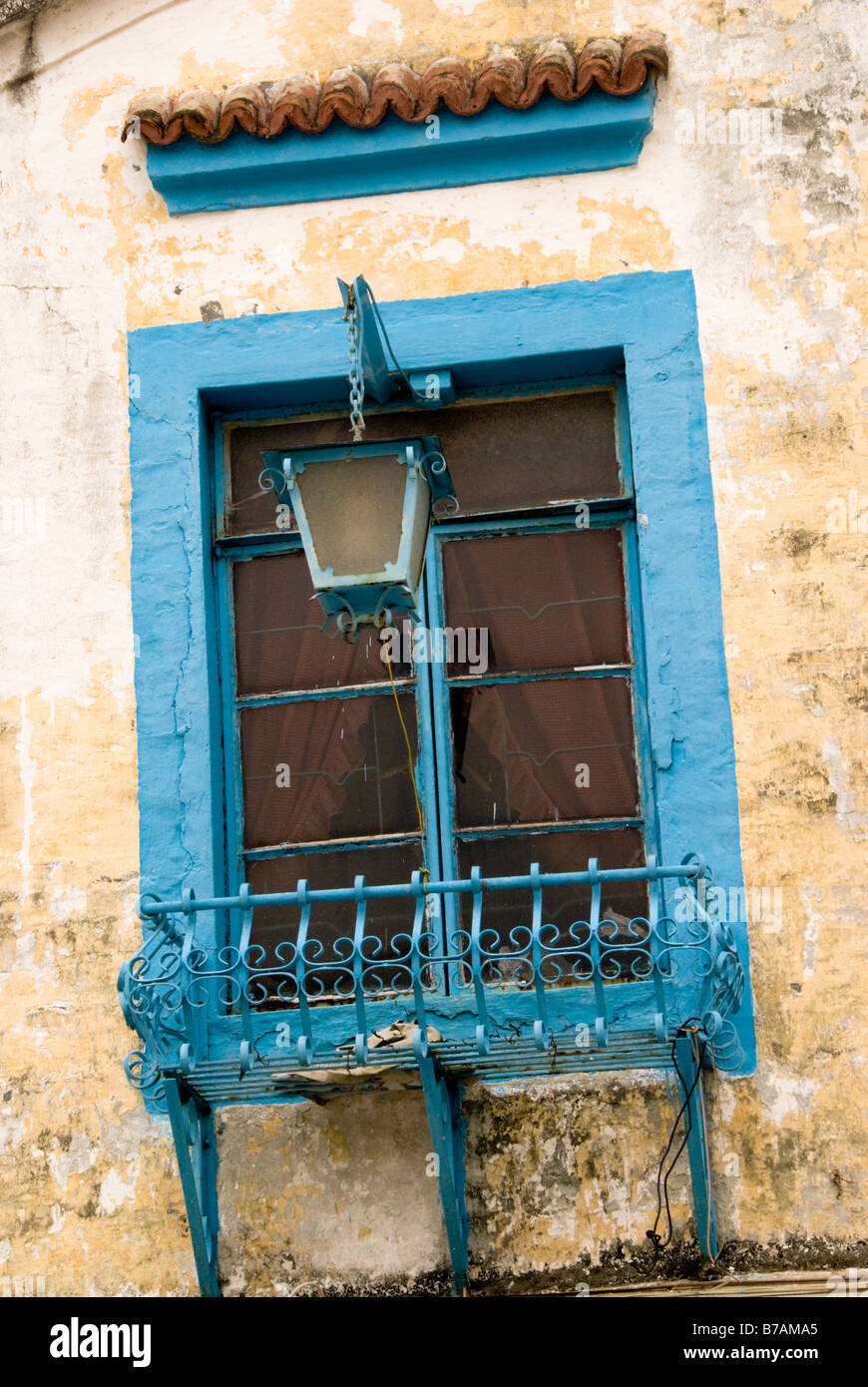 Painted blue window frame hi-res stock photography and images - Alamy