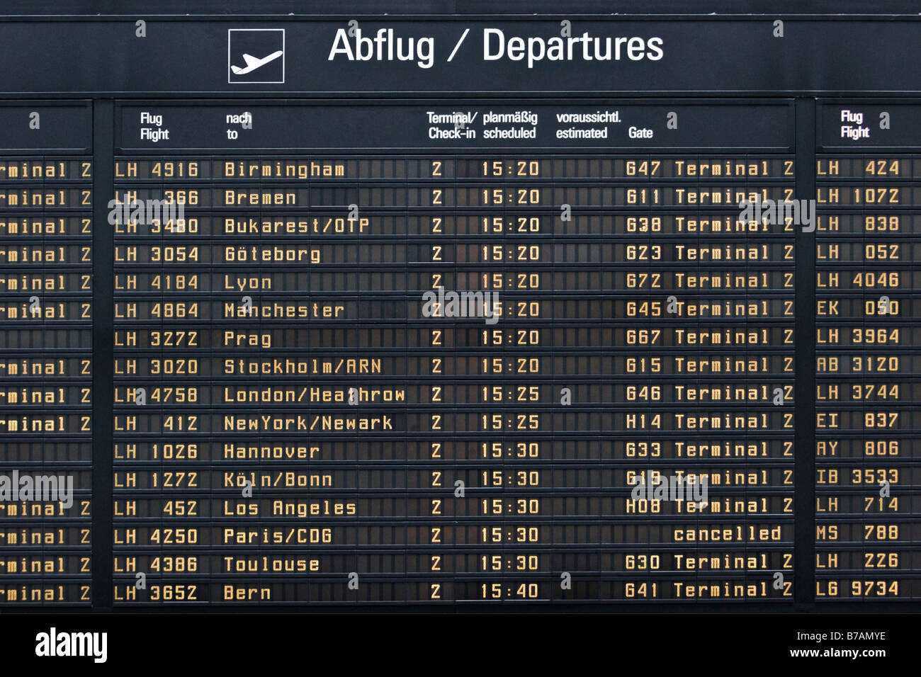 Flight Departure Board High Resolution Stock Photography and Images - Alamy