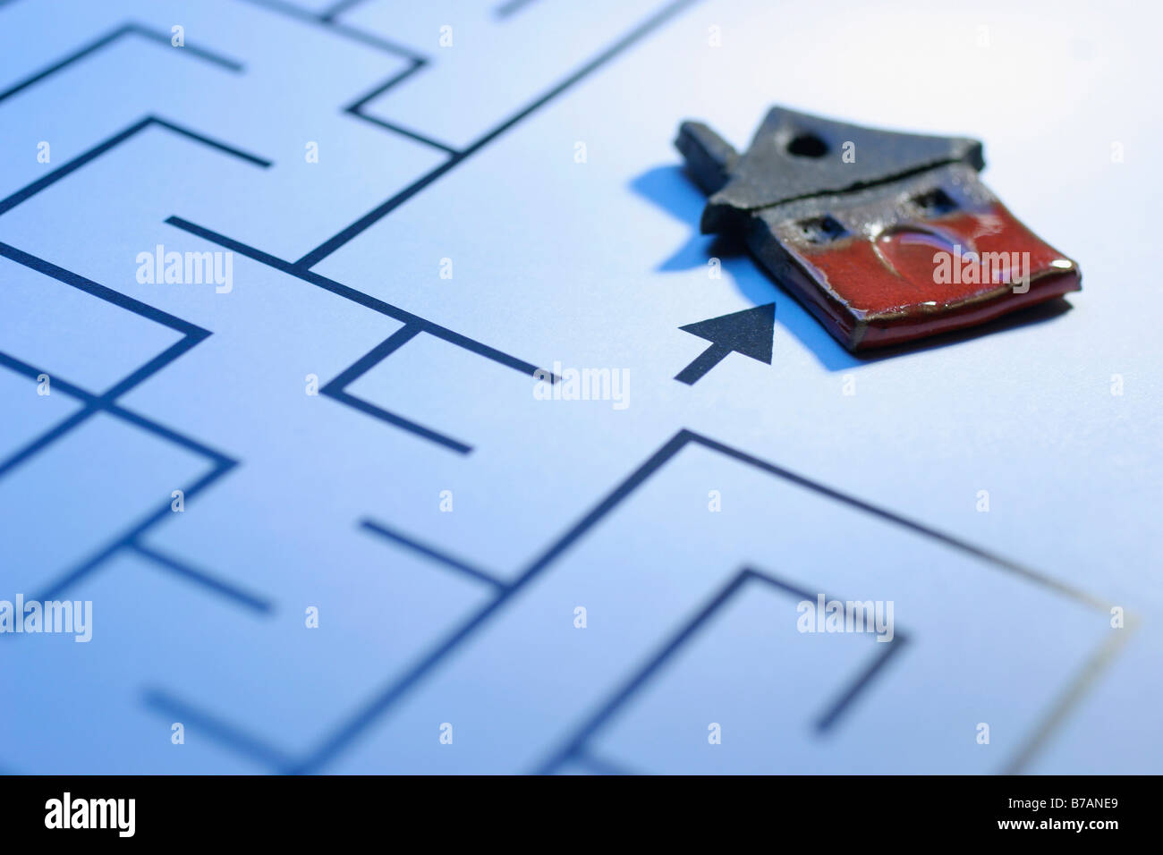 Maze game hi-res stock photography and images - Alamy