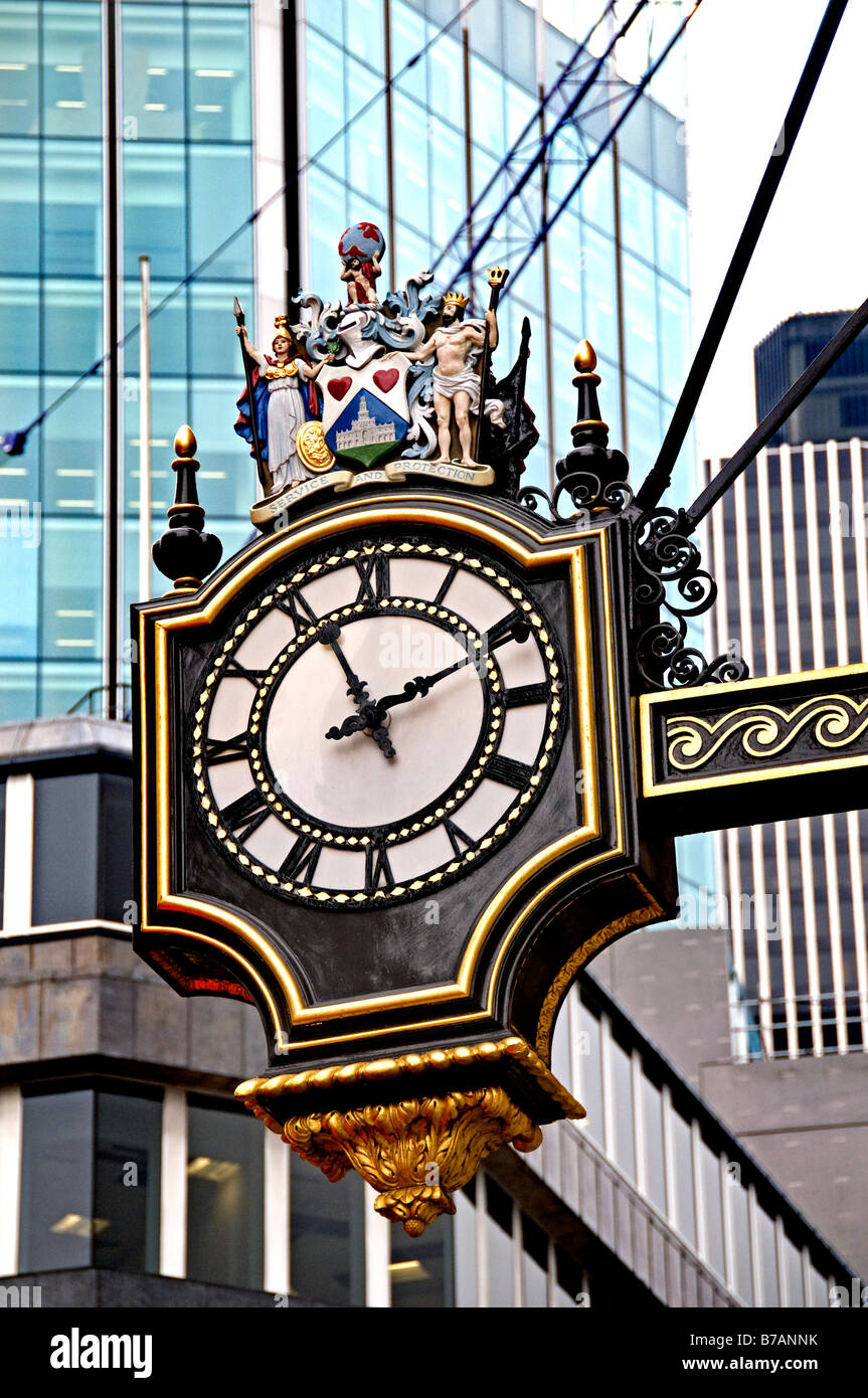 Royal exchange clock hi-res stock photography and images - Alamy
