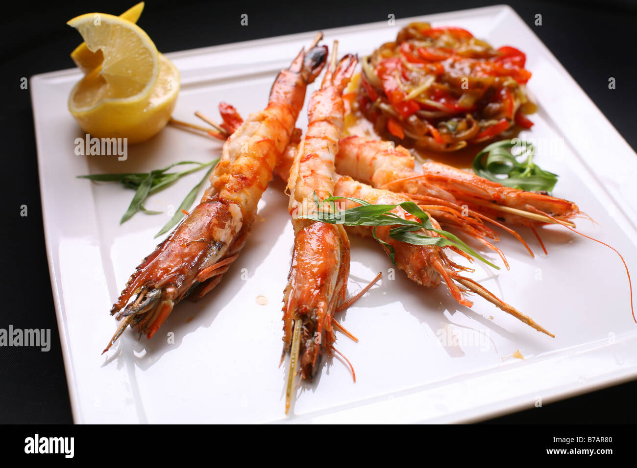 Shrimps food hi-res stock photography and images - Alamy