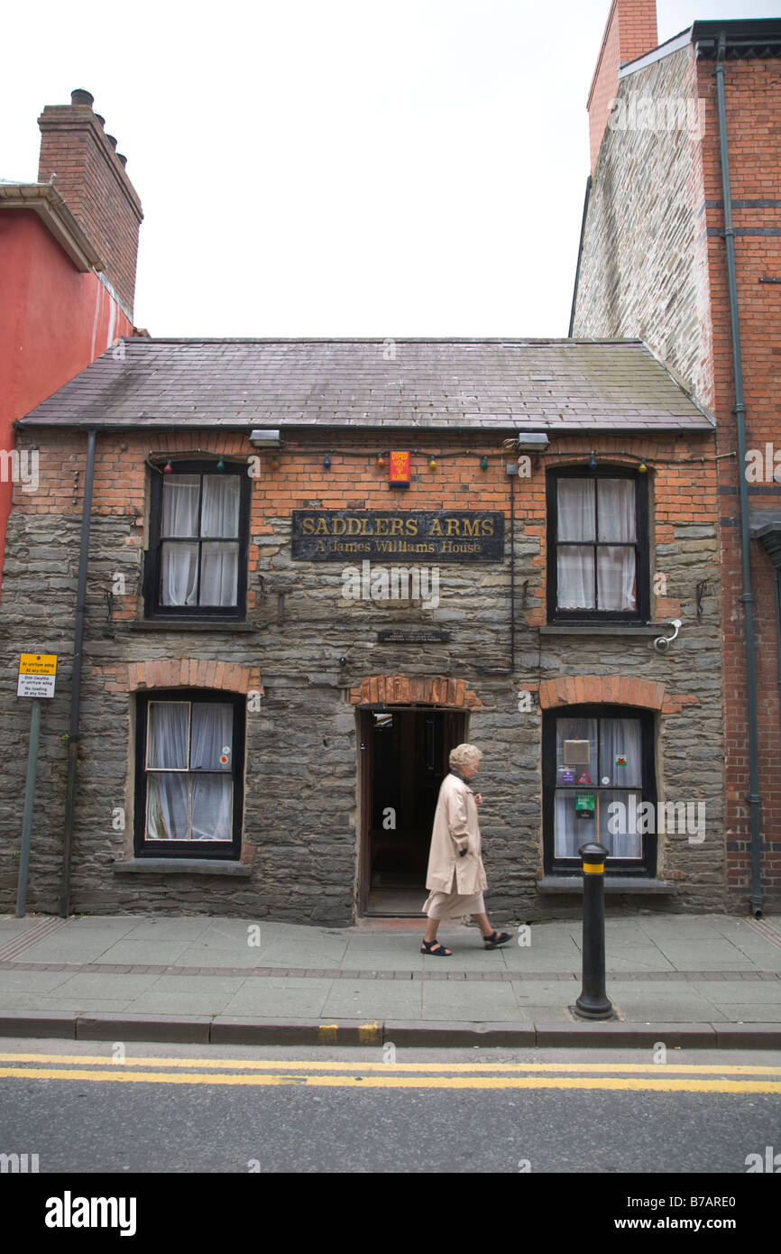 Cardigan Wales UK The Saddlers Arms pub Stock Photo - Alamy
