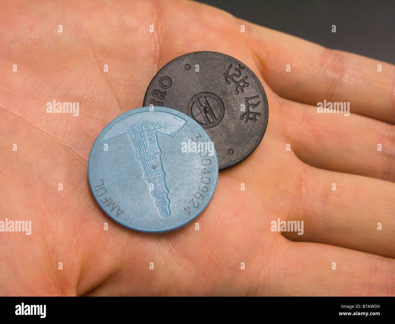 Delhi transportation corporation hi-res stock photography and images ...