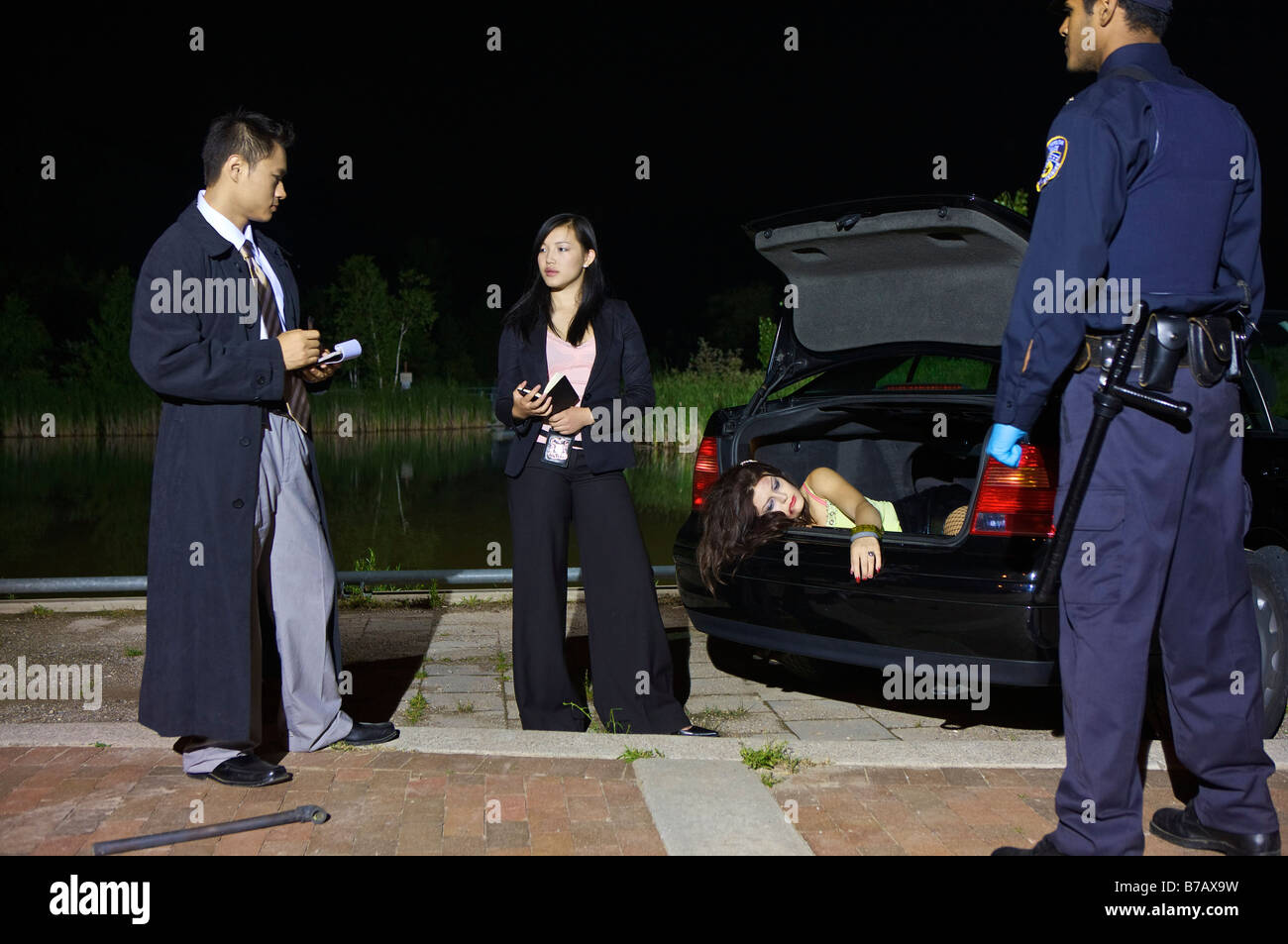 Police Investigating a Murder Scene Stock Photo - Alamy