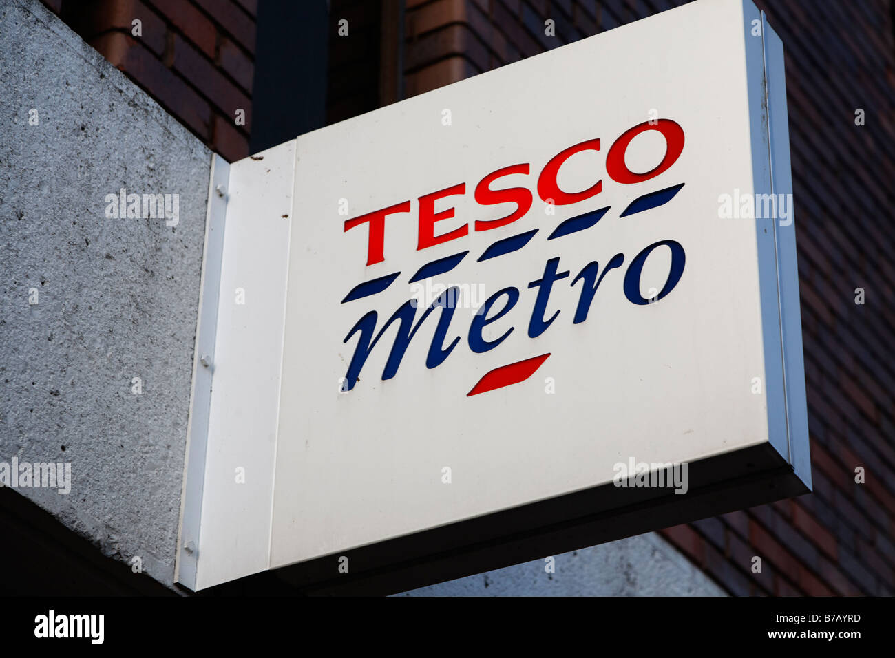 Tesco metro hi-res stock photography and images - Alamy