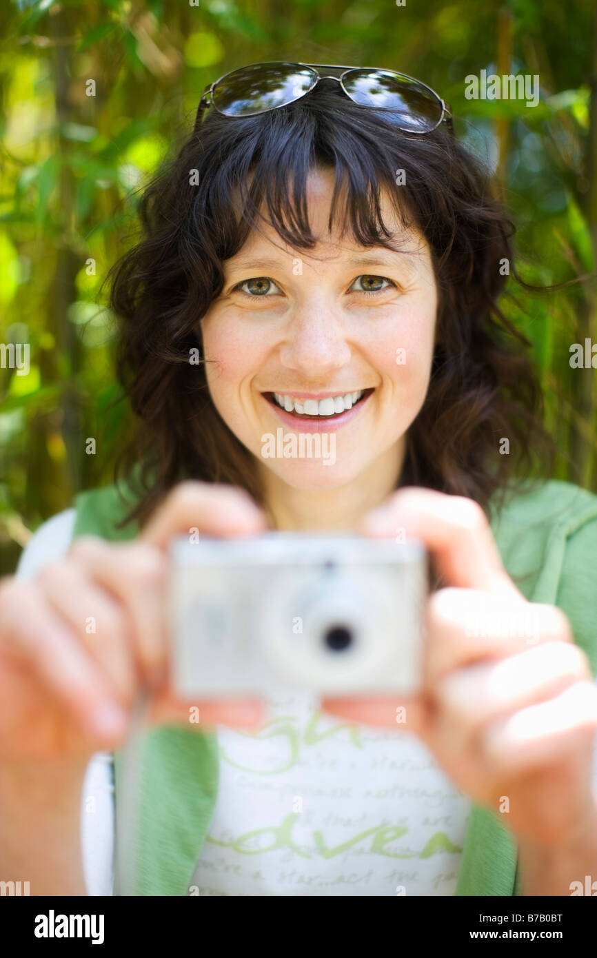 Taking photo us statue hi-res stock photography and images - Alamy
