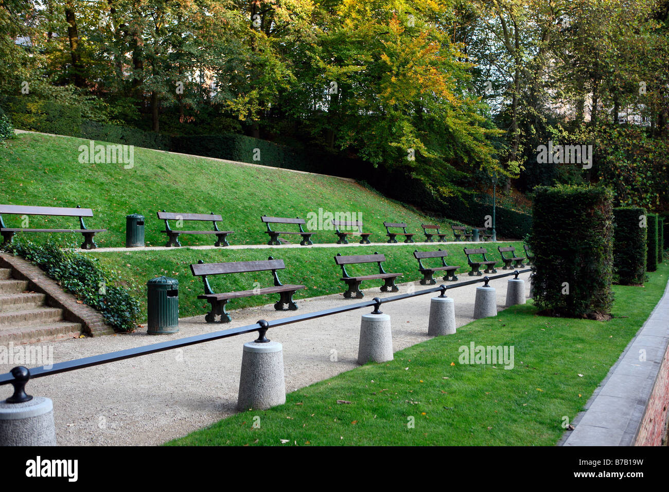 Rows of benches hi-res stock photography and images - Alamy