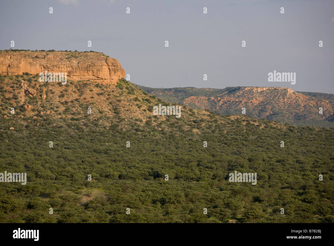View of mountain range, Vingerklip, Namibia Stock Photo - Alamy