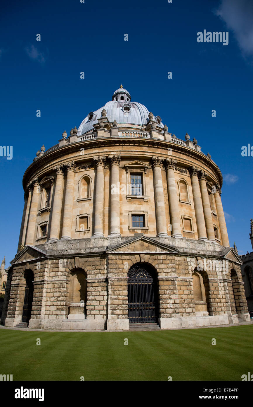 The Radcliffe Camera pictured from Radcliffe Square in Oxford, England ...