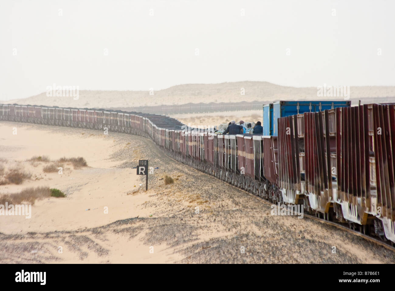 Mauritania train hi-res stock photography and images - Alamy