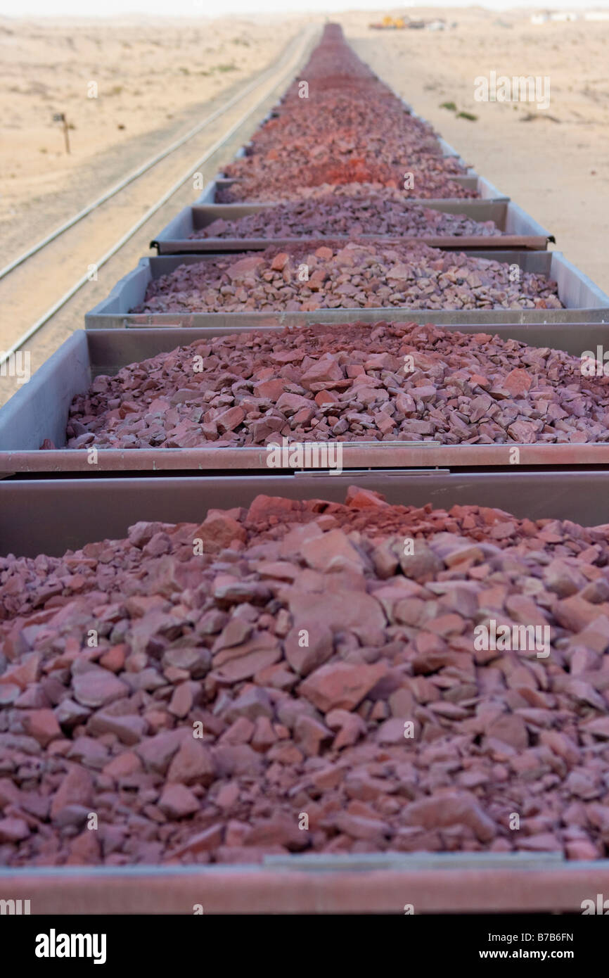 Iron Ore Train from Zouerat to Nouadhibou in Mauritania Stock Photo - Alamy