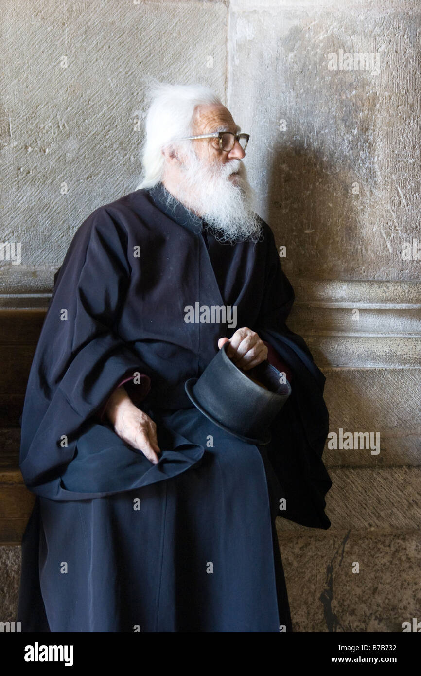 Greek Orthodox Priest at the Church of the Holy Sepulchre in Jerusalem ...