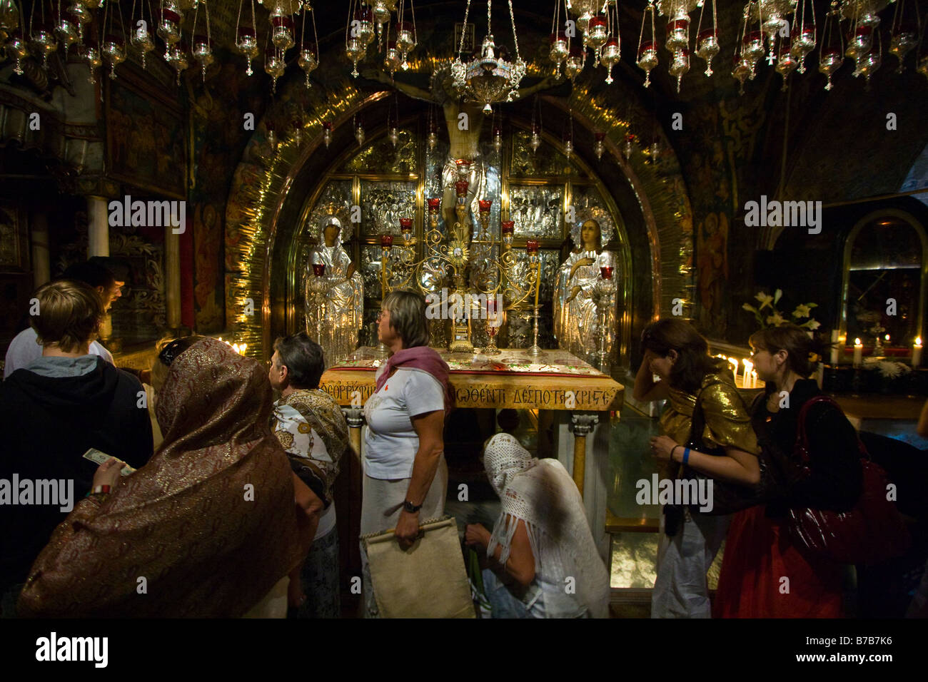 Religious Tourists at the Church of the Holy Sepulchre in Jerusalem ...