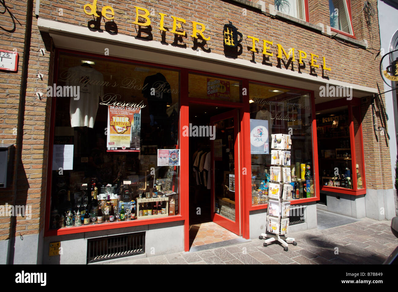 Bruge beer hi-res stock photography and images - Alamy