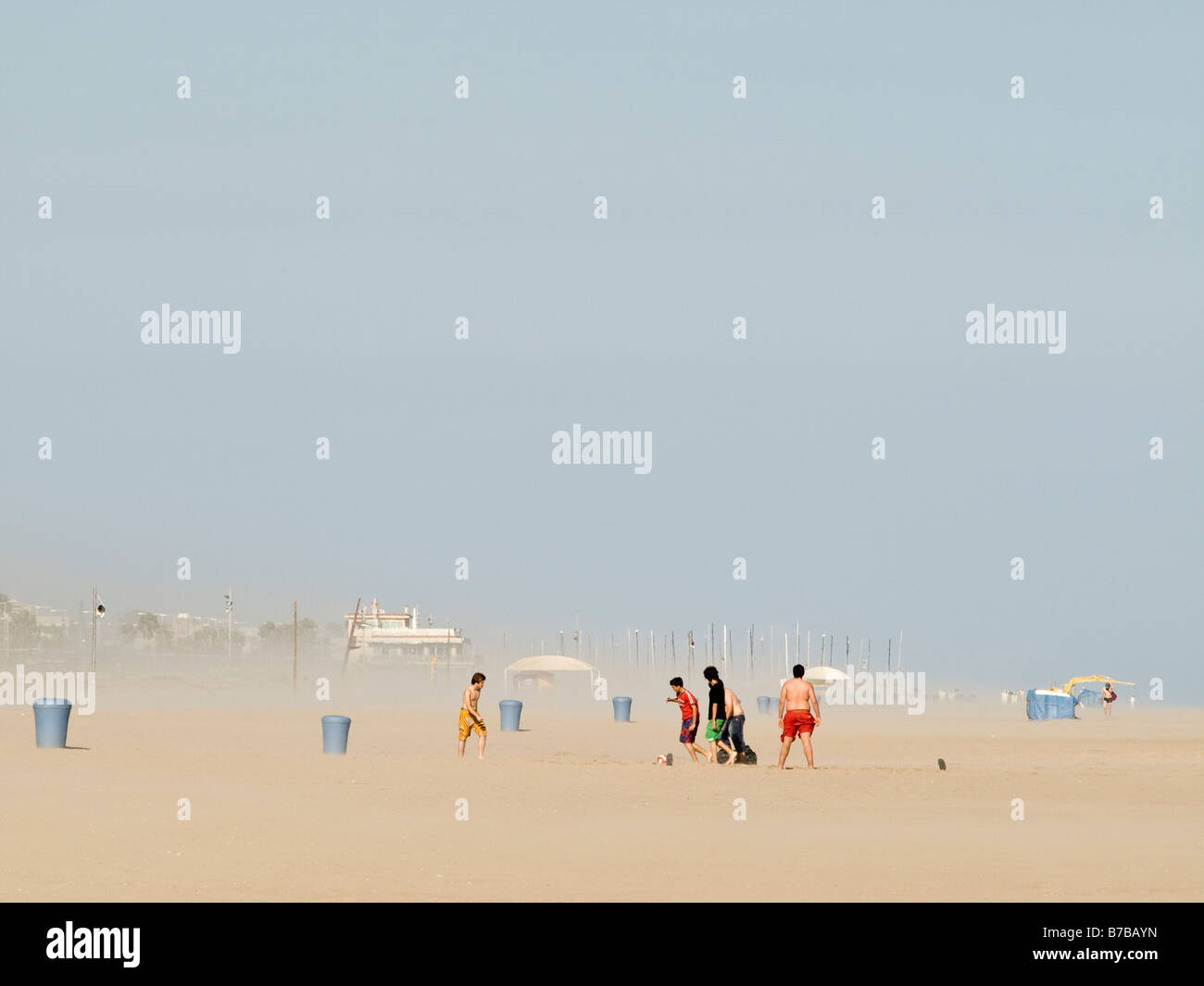 Kids plays on a beach , Spain Costa Dorada Stock Photo - Alamy