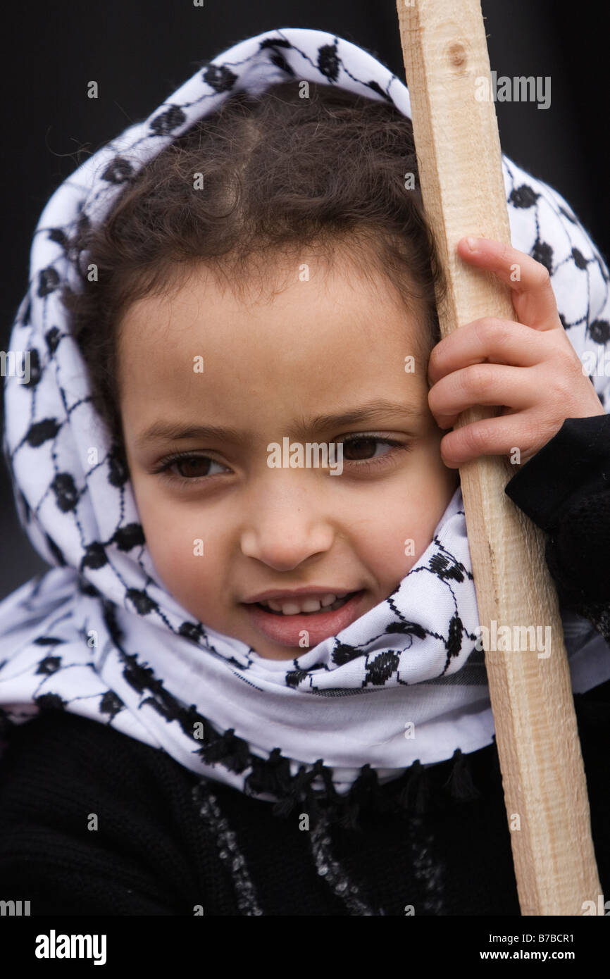 Gaza girl hi-res stock photography and images - Alamy