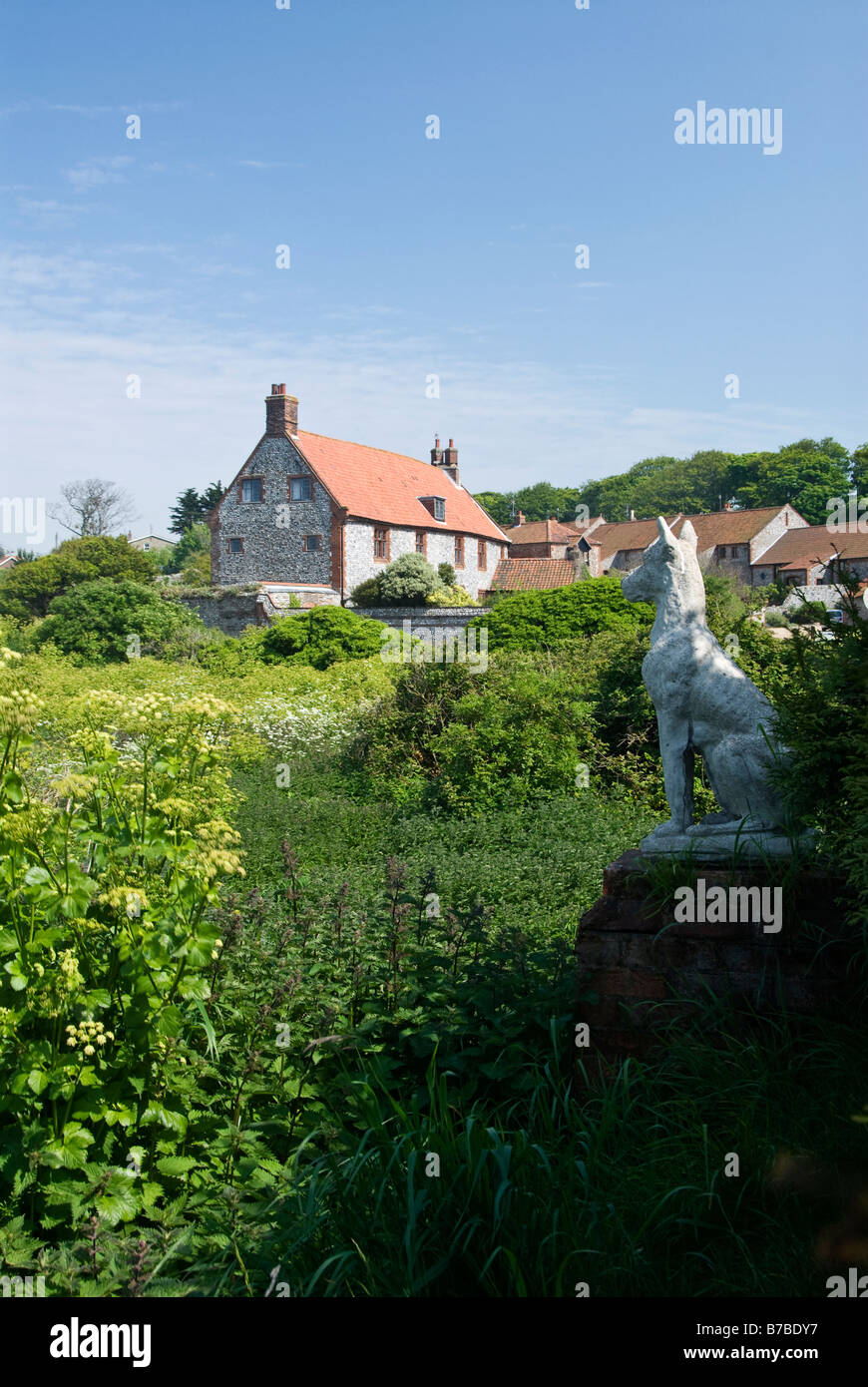 Flint red brick hi-res stock photography and images - Alamy