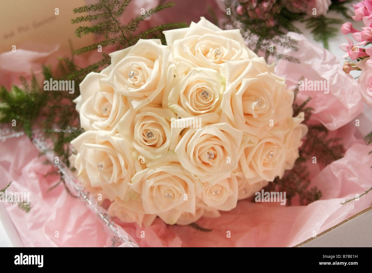 Roses bouquest hi-res stock photography and images - Alamy