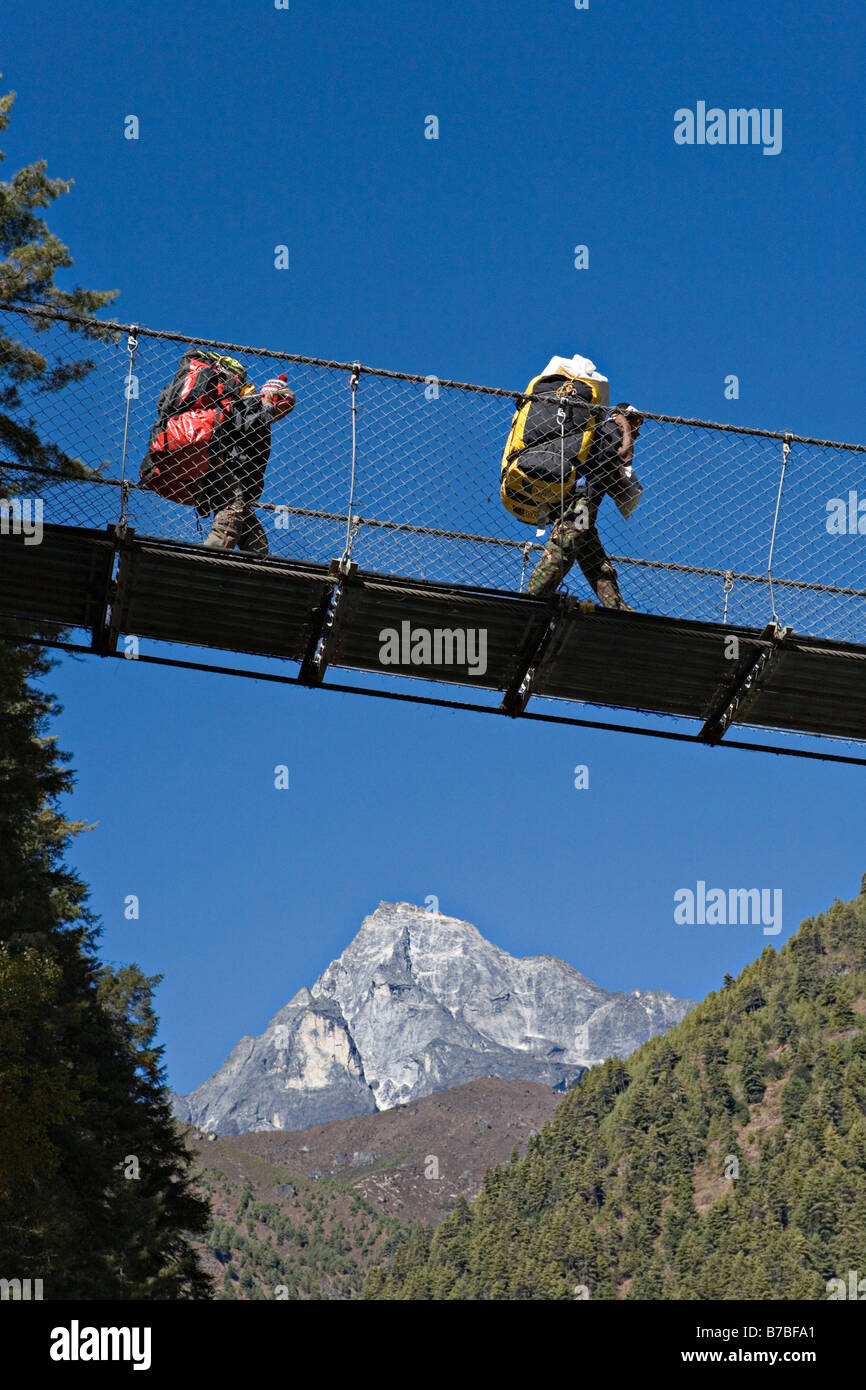 Hikers crossing cable hi-res stock photography and images - Alamy