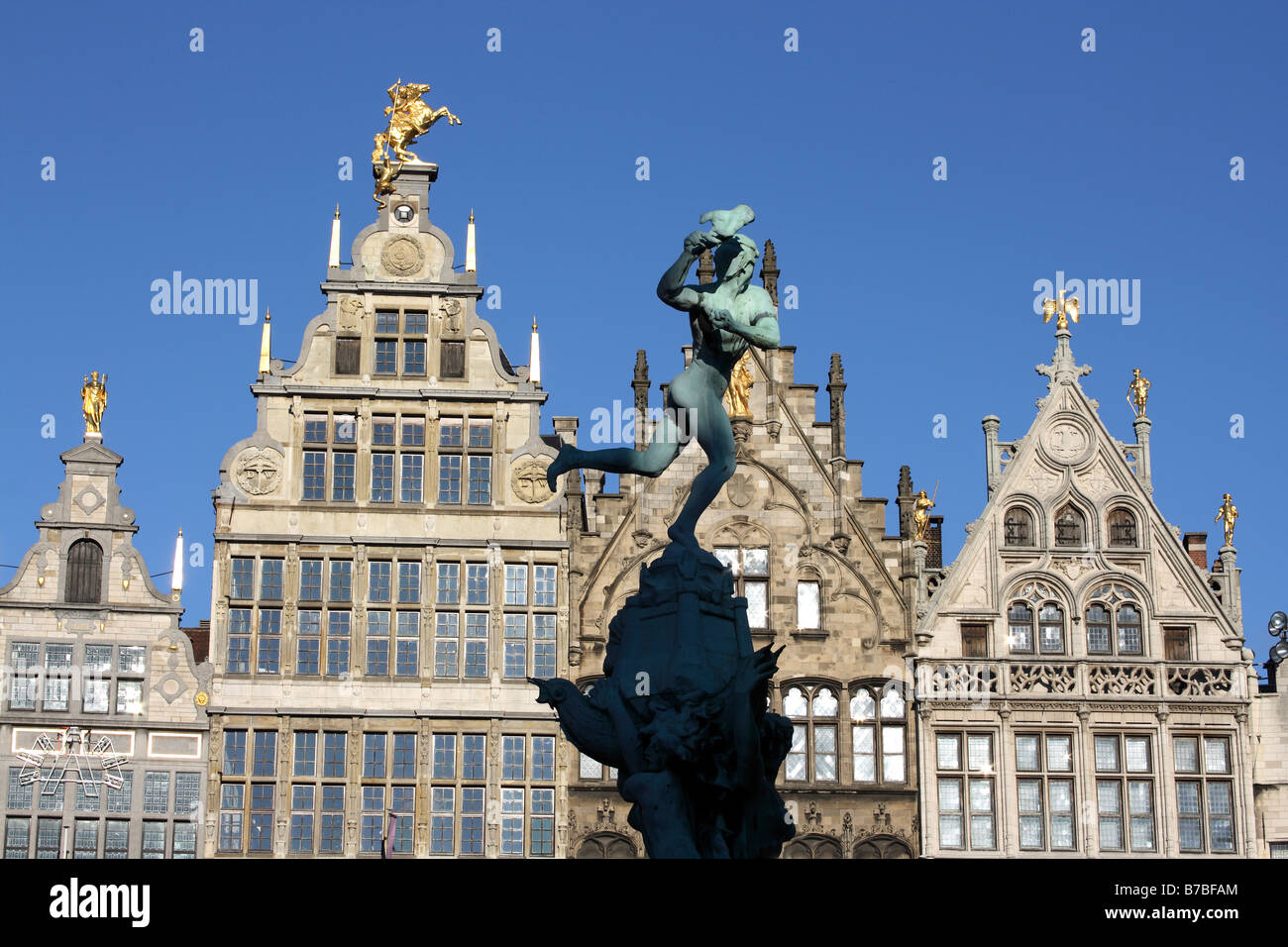 Brabo Statue, Great Market, Antwerp, Belgium Stock Photo - Alamy