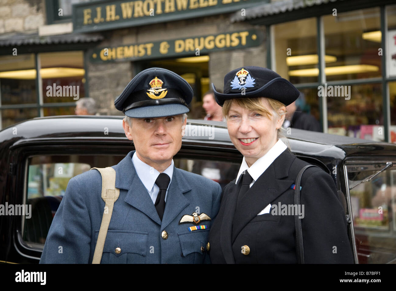 Wartime couple at Pickering Living History 1940s World War II War ...