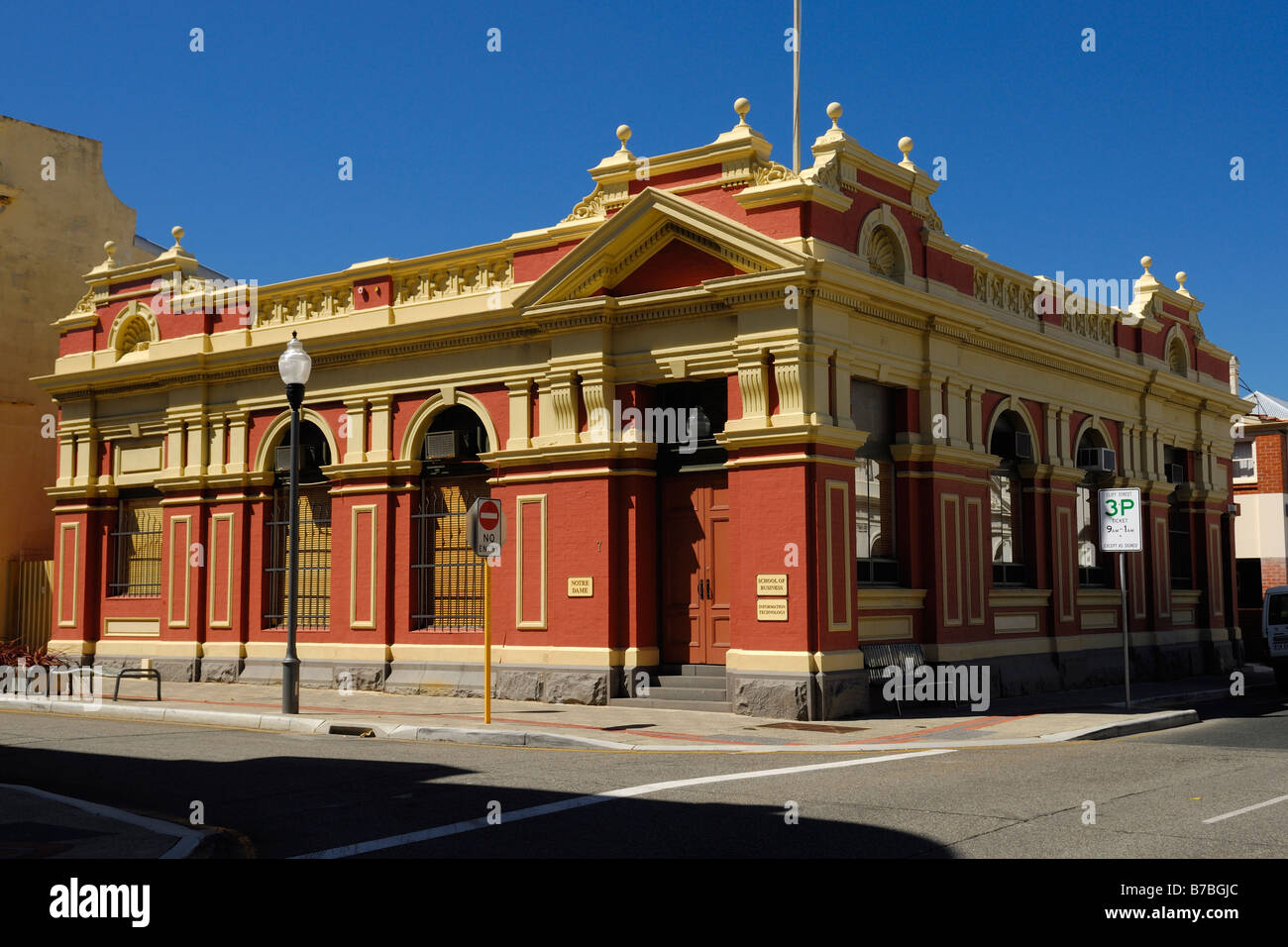 Colourful colonial buildings in Fremantle Western Australia Stock Photo ...