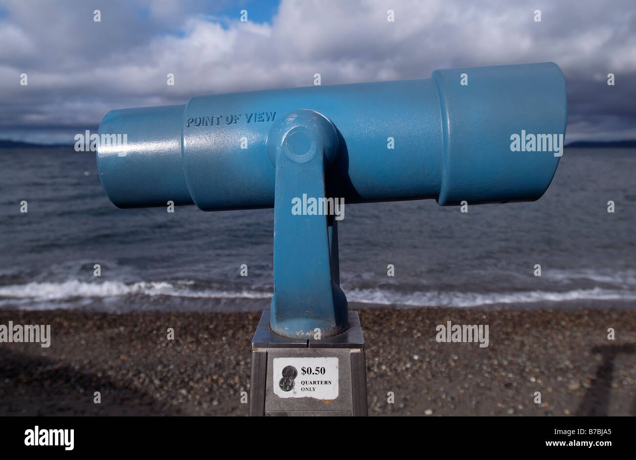 Coin operated telescope Stock Photo - Alamy